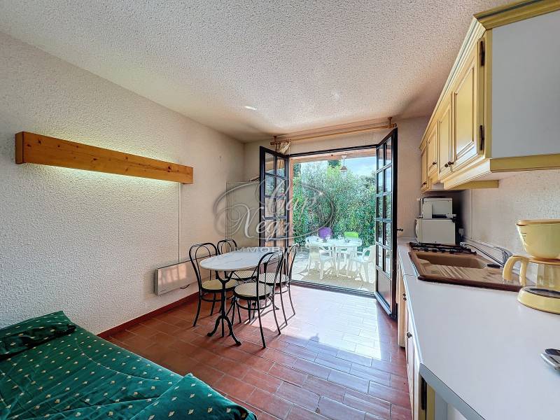 Annonces de vente d'appartements en bord de mer dans le Lavandou - Cap ...